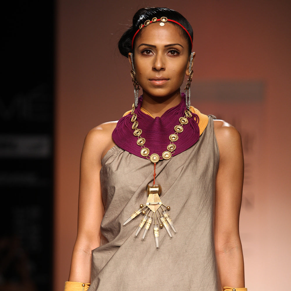 Buy Gold Plated Button Long Necklace Online Worn By Vidhya Balan ...