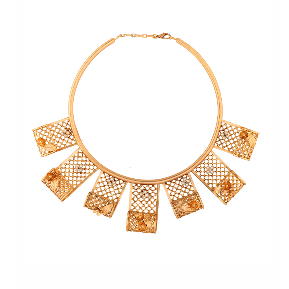 Buy gold plated floral wire hasli Online | Suhani Pittie