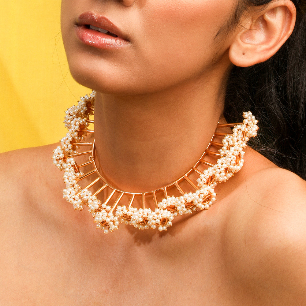 Buy Designer pearl choker cuff Online | Suhani Pittie